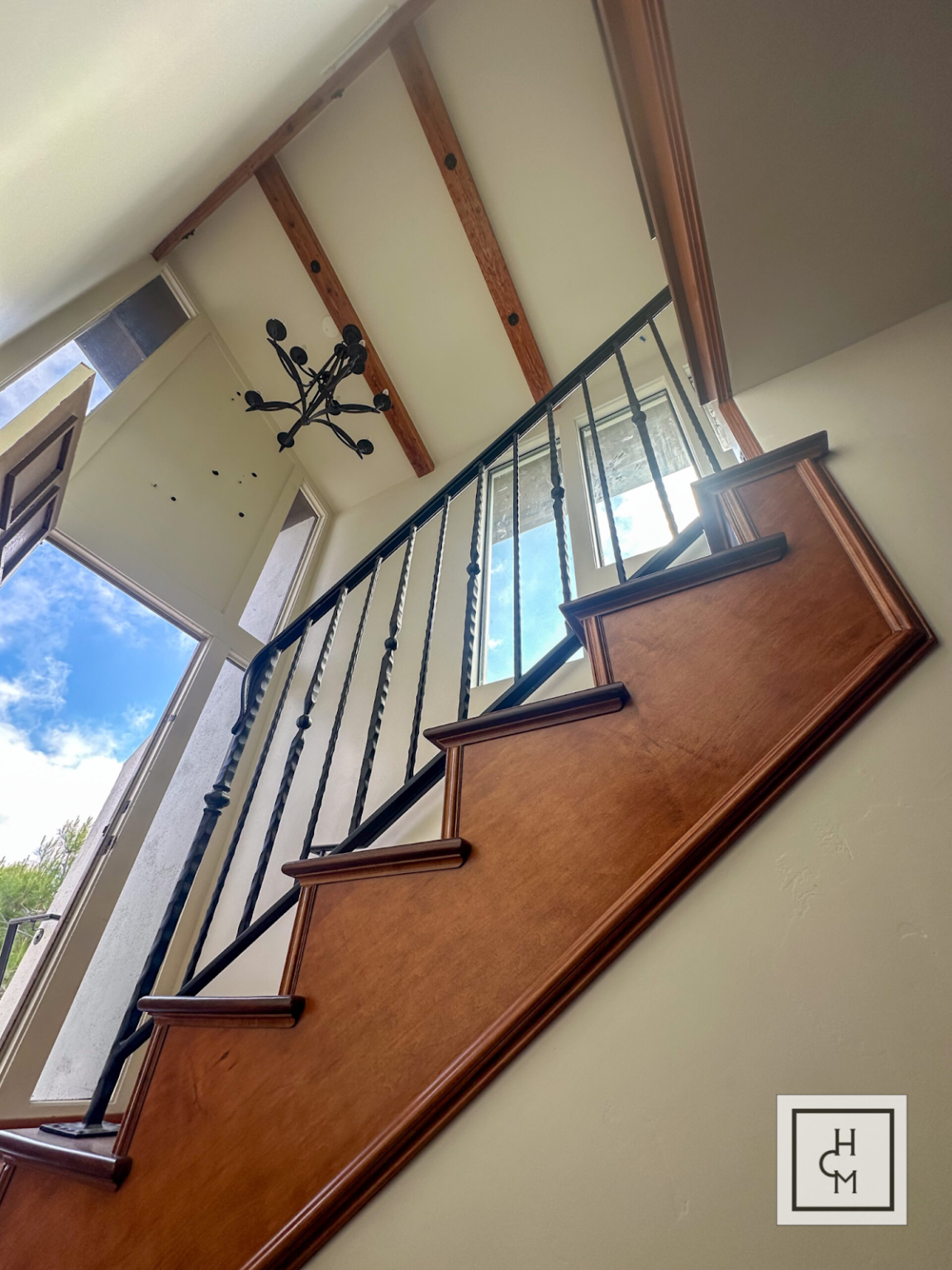 How Stringer Design Shapes Your Staircase Aesthetic